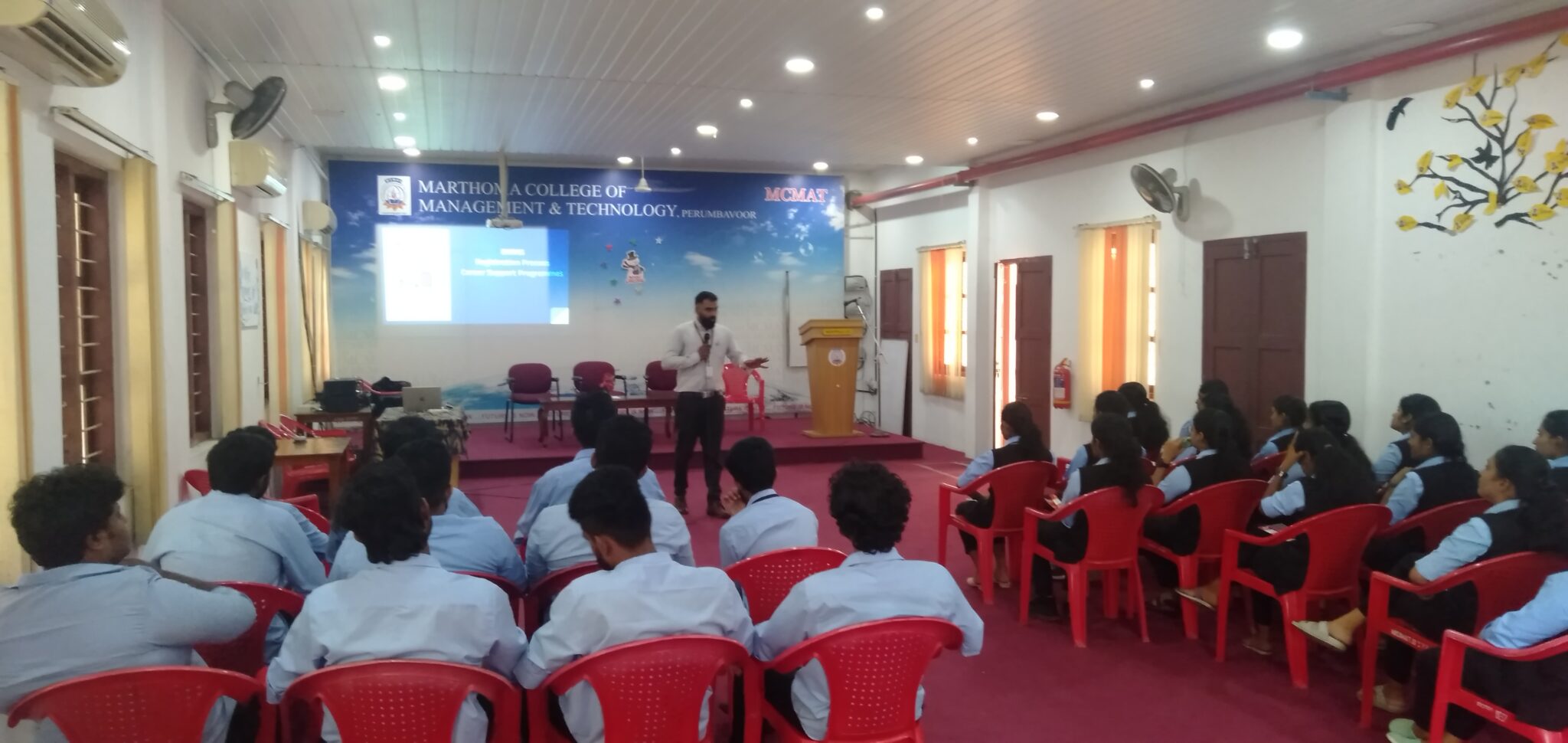 DWMS Registration process and career support programmes orientation by ...